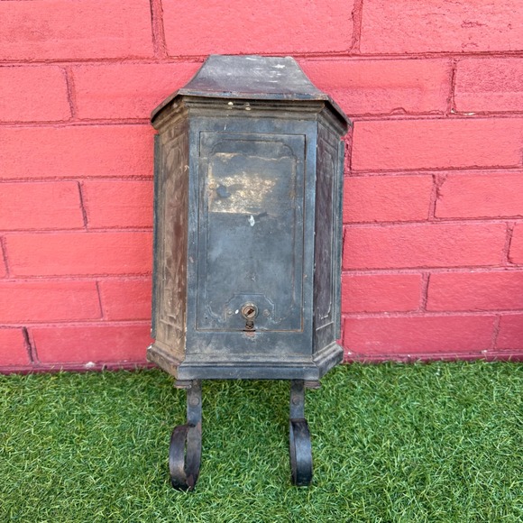 FULTON TOOL CO | Holiday | Vintage Tudor Mailtainer Pn Co Fulton Il ...